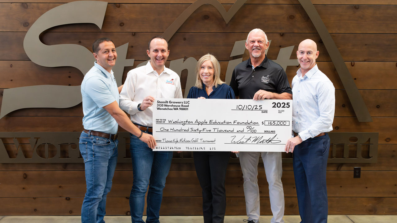 Stemilt Celebrates Community Impact Made in 2025 - Perishable News