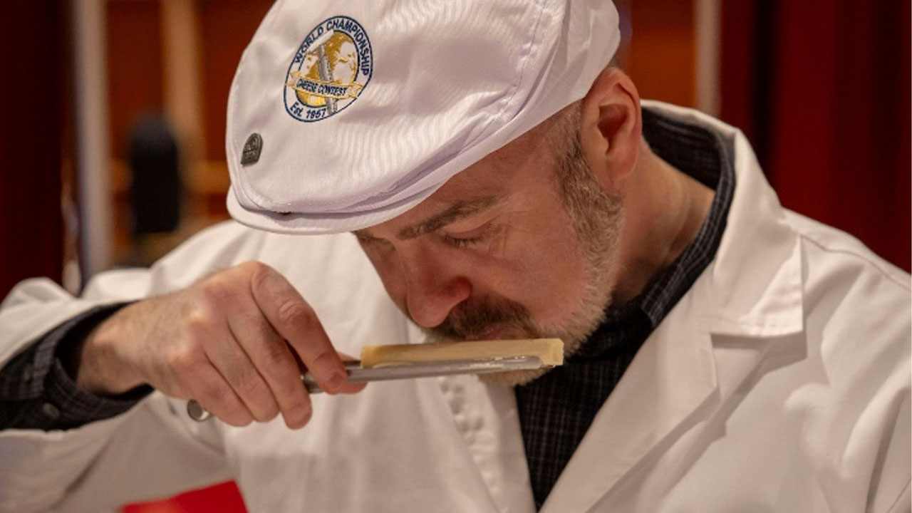 Wisconsin Dairy Artisans Earn 135 Awards at World Championship Cheese ...